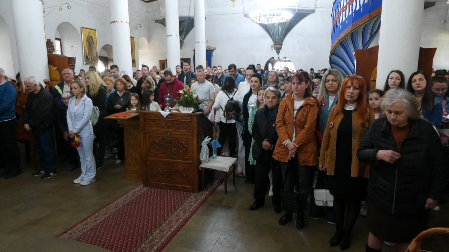 U Sabornom hramu Svete Trojice u Vranju obeležen Vaskrs - Važno je